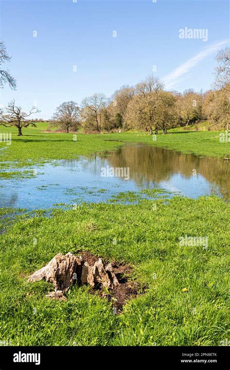 The Thames Path Long Distance Walking Trail Beside The Infant River