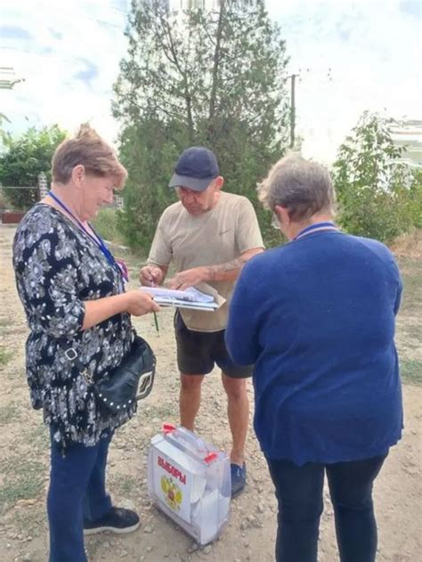 «Пришли с бюллетенями а я — в сарай Как Россия проводила выборы на оккупированных территориях