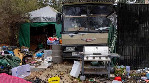 Chilling Comparisons Between Dezi Freeman And Kiwi Fugitive Tom Phillips Australian Online News