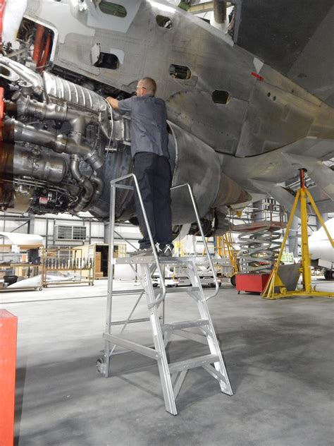 Metallic Ladder Aluminum Ladders Stairs And Work Platforms