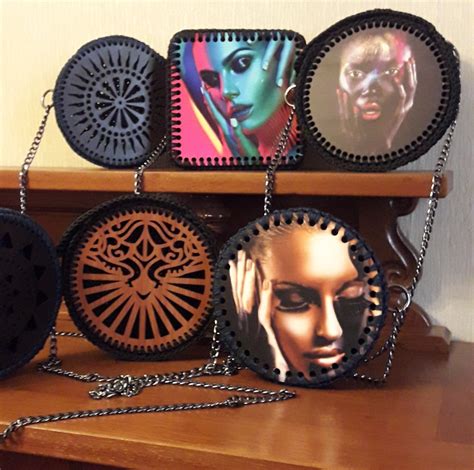 ნაქსოვი ჩანთები და აქსესუარები