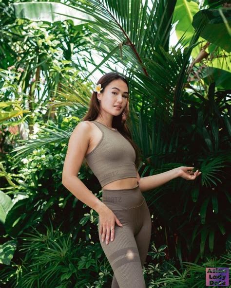 Elegant Filipino Women What Makes Filipino Girls The Best Wives