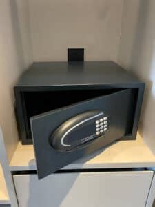 7 Quick Methods To Open A Lock Box Without A Key Immediately Locksmith