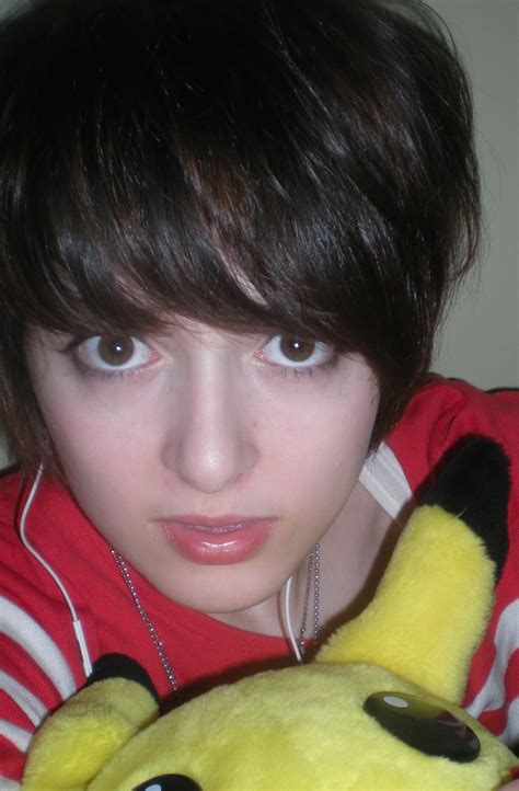 Helpful Folly Growing Out A Pixie Cut Beiber Cut And Inbetween Stage