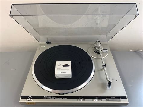 Technics Sl Q300 Turntable With New At81cp Cartridge The Turntable Store
