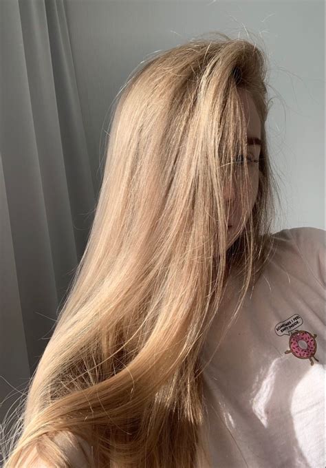 светло русые волосы Светлые волосы песчаного цвета Женские цвета волос Светлые цвета волос