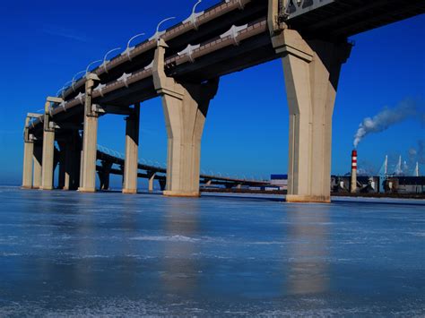무료 이미지 이미지들 하늘 푸른 대들보 다리 빔 브리지 콘크리트 다리 기둥 구형 고정 링크 아치 비 건축물 강청색 상자 대들보 호수 대칭 반사