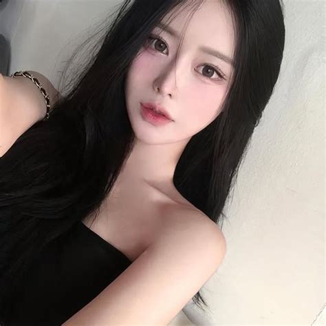 Kiki Kiki Threads Say More