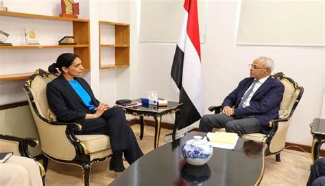 اخبار وتقارير نعمان يناقش مع السفيرة البريطانية تداعيات تصنيف