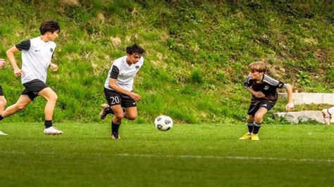 Profil Diego Andres Sinathrya Putra Darius Dan Donna Agnesia Yang