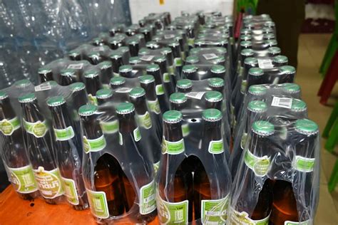 ມົ້ວສຸມດື່ມນໍ້າກະທ້ອມ ຖືກເຈົ້າໜ້າທີ່ກັກຕົວ ພ້ອມສຶກສາອົບຮົມ Updatelaos