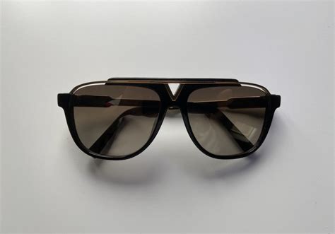 Louis Vuitton Louis Vuitton Mascot Sunglasses Z0936e Black And Gold
