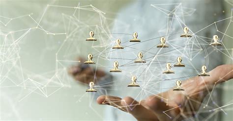 흰색 배경에 대해 디지털 네트워킹 및 데이터의 3d 렌더링 개념을 들고 있는 손 0명에 대한 스톡 사진 및 기타 이미지 0명 3차원 형태 개념 Istock