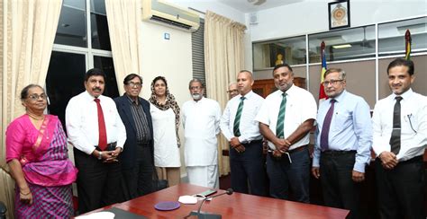 සමස්ත ලංකා තරුණ පිරිමි මුස්ලිම් සංගම් සම්මේලන නියෝජිතයින් සමඟ සාකච්ඡාවක් බුද්ධශාසන ආගමික හා