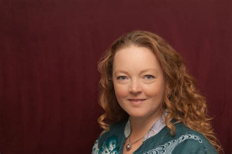 udpate dronie award judge elecia white embeddedfm logicalelegance