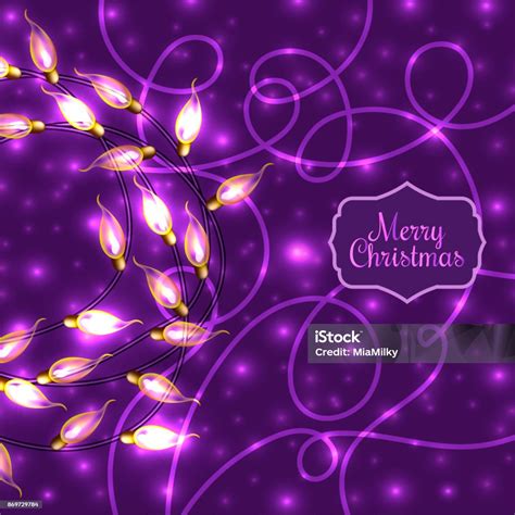 형형색색 빛나는 크리스마스 조명 보라색 배경 새 해 장식 또는 카드 디자인 벡터 요소를 배경으로 사용할 수 있습니다 휴일 일러스트 레이 션 빛나는 전기 갈 랜드 반짝 전구