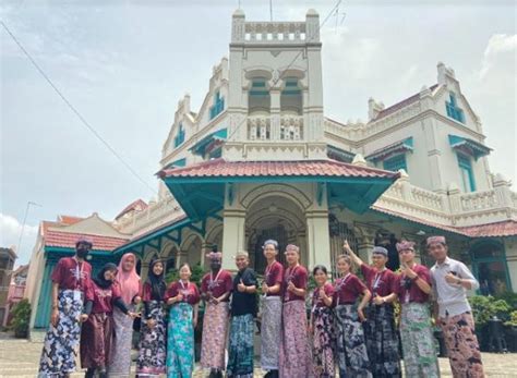 Outing Class Bagi Mahasiswa Asing Umg Kenalkan Kota Gresik Outing Class Bagi Mahasiswa Asing Umg Kenalkan Kota Gresik