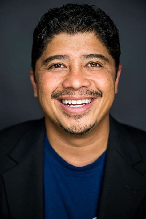 Augie T Live Augie Tulba