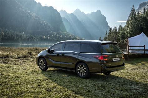 편의성 키운 2025년형 혼다 오딧세이 출시 가격은 6290만 원 로드테스트