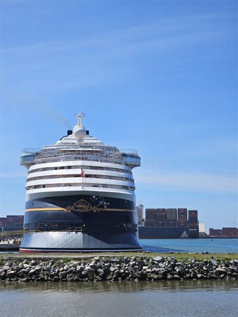Disney Wonder Cruise Ship Sister Ship To The Disney Magic Offers