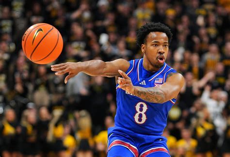 Tamar Bates Helps Missouri Topple No 1 Kansas Reuters