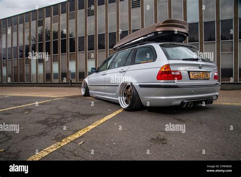 Modified And Stanced 2001 Bmw E46 3 Series Touring German Estate Car Lowered On Air Bag