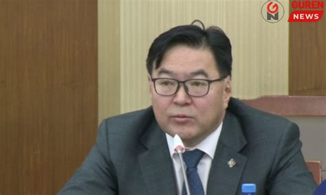 Хөлбөмбөгийн холбооны ерөнхийлөгчид Ц Анандбазарыг хэл ам хэрүүл тэмцэлтэйгээр сонголоо Guren