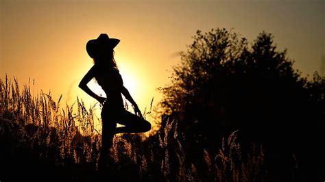 Hot Country Girls Wallpaper