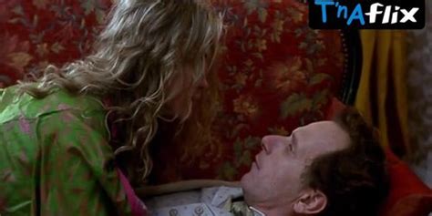 Emmanuelle Beart Sexy Scene In Un Fil A La Patte