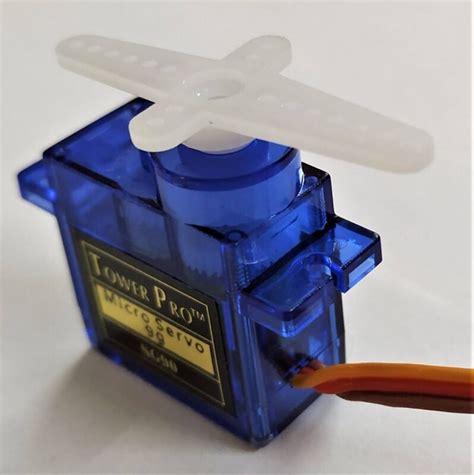 Gimbal Stand Using Arduino And MPU Arduino Projects