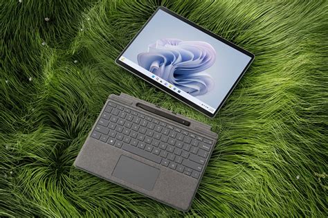 Microsoft Surface Pro 9 Vs Surface Laptop 5 Whats The Difference Stuff Pro 9 Vs Laptop 5