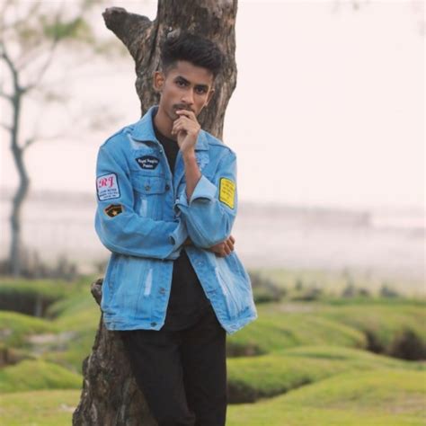 Humayun Kabir (@huma_yun_kabir) • Instagram photos and videos