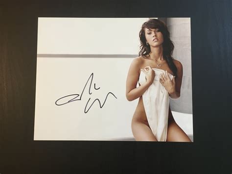 Megan Fox Signed Autographed 10x8 Photo Wproof Naked Jennifers Body