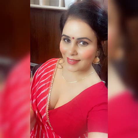 Kamana♻️ Posting My Pics Which I Already Posted In My Old Account