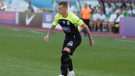 «Моторошно лідер Полісся описав емоції після травми Гуцуляка Ukrfootball
