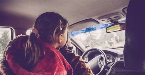 Teenage Daughter Wet Herself During Car Trip Everyone Says Im In The Wrong Mirror Online