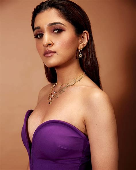 Nidhi Shah🤤 Rbeautifulindianwomen