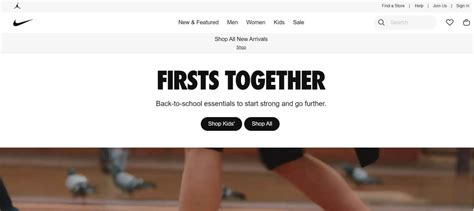 14 best website header examples to learn from