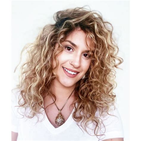 Stephanie Hacketts Instagram Twitter And Facebook On Idcrawl