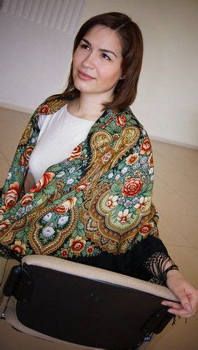Лето в Павлове павловопосадский платок - шаль | Fashion, Women, Style