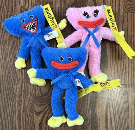 Poppy Playtime Scary Smiling Huggy Wuggy And Smilling Kissy Missy Plush