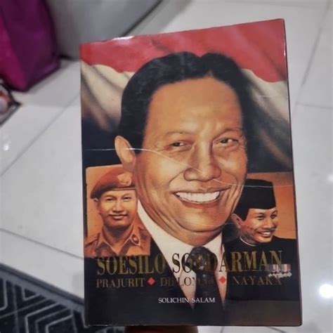 Jual Soesilo Soedarman Prajurit Diplomatik Nayaka Solichin Salam