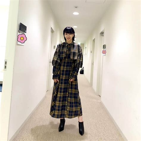 井上和香さんのインスタグラム写真 井上和香instagram「 今日の「よじごじdays」で着た衣裳 👗 Aulaailapress Aulaailaofficial 💍