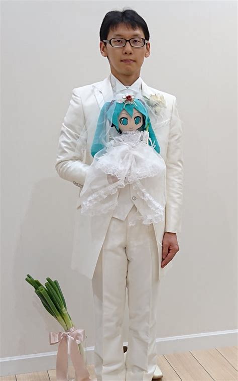 Year Old Japanese Man Marries Vocaloid Virtual Singer Hatsune Miku J List Blog