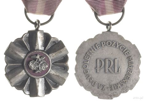medal "Za Długoletnie Pożycie Małżeńskie", Polska