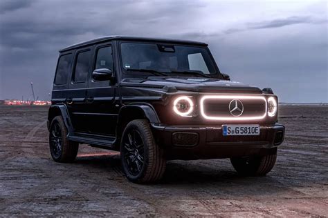 مرسدس بنز جی کلاس ۲۰۲۵ بررسی مشخصات فنی G550 و قیمت مجله خودرو کار مگز