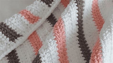 Chevron Crochet Stitch Video And Written Tutorial Fun Crochet Patterns