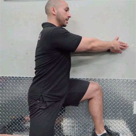 Rhomboids Strengthening 1 By Vincent H Exercise How To Skimble