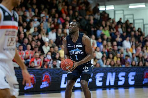 Antibes Temidayo Yussuf Absent Un Mois Bebasket