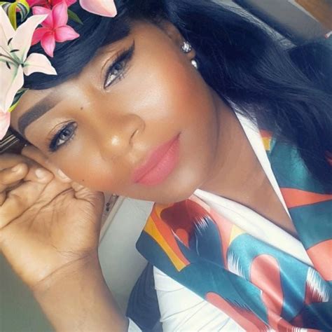 Vanessa Pie RodrÍguez Asistente De Aandb Viva Wyndham Resorts Linkedin